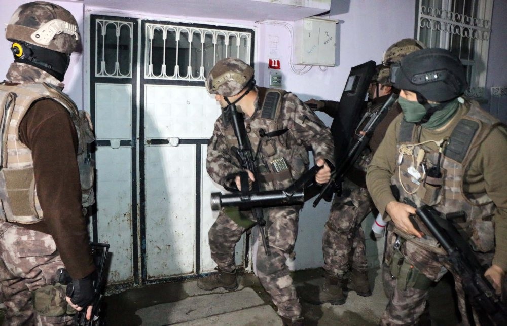 Suspects behind Daesh attack plot face life imprisonment | Daily Sabah