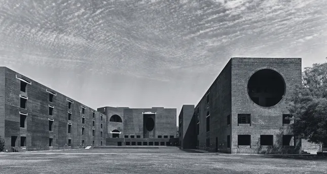 Painting, architecture together at Istanbul's Pera - Daily Sabah