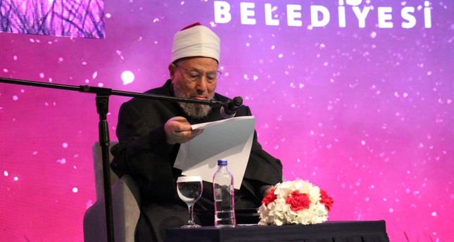 القرضاوي يشيد بانتخاب الريسوني على رأس الاتحاد العالمي لعلماء المسلمين