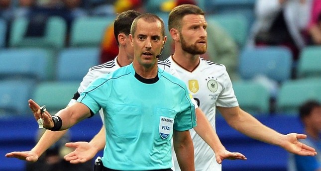 Video-assisted referees are 'the future of football,' FIFA says - Daily ...