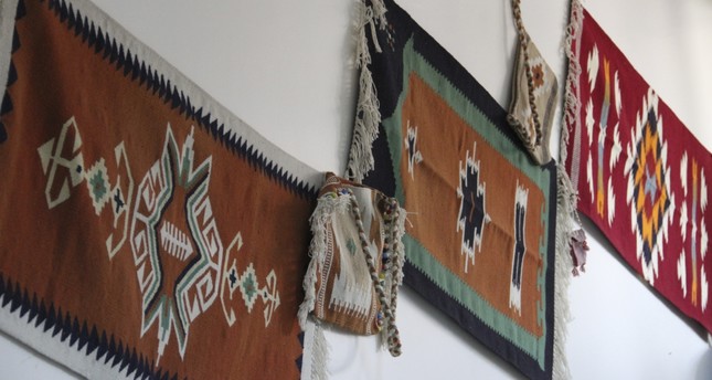 Kilim making preserved for future thanks to university program - Daily ...