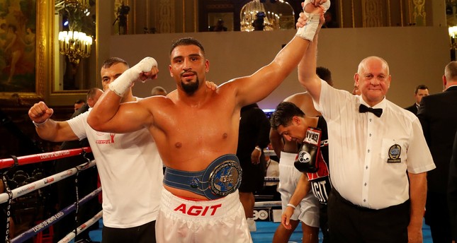German-born Turkish boxer Kabayel wins European heavyweight title ...