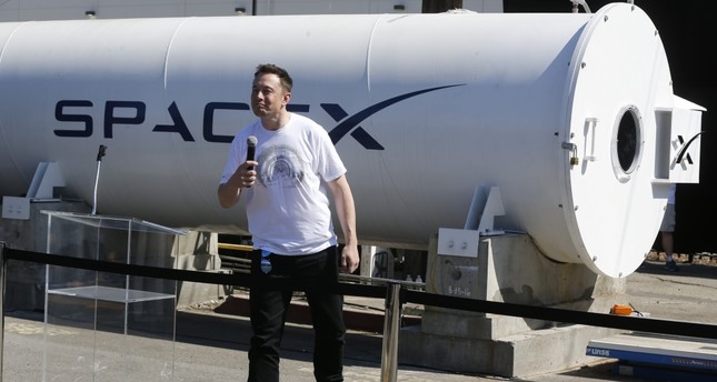 Private companies drive 'new space race' at NASA center - Daily Sabah