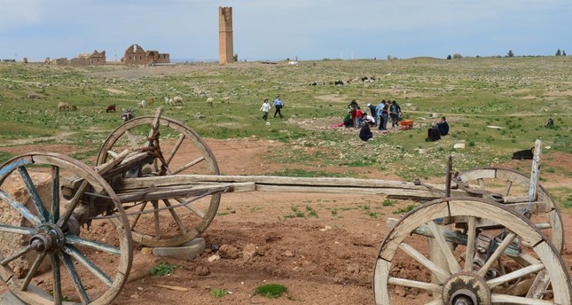 Tourists to Harran can be volunteer archaeologists - Daily Sabah