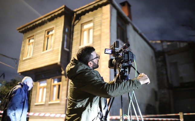 Streets are the newsrooms of Istanbul's night reporters - Daily Sabah