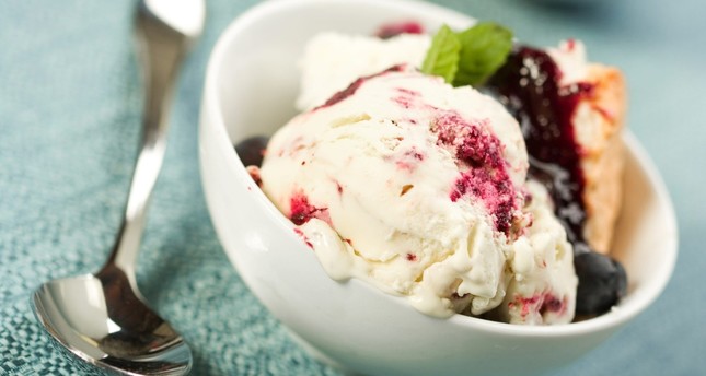 Best to consume ice cream at night, experts claim - Daily Sabah
