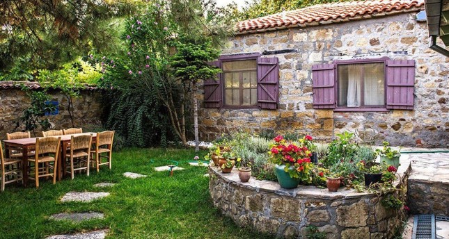 Return to nature: City dwellers moving to rural villages - Daily Sabah