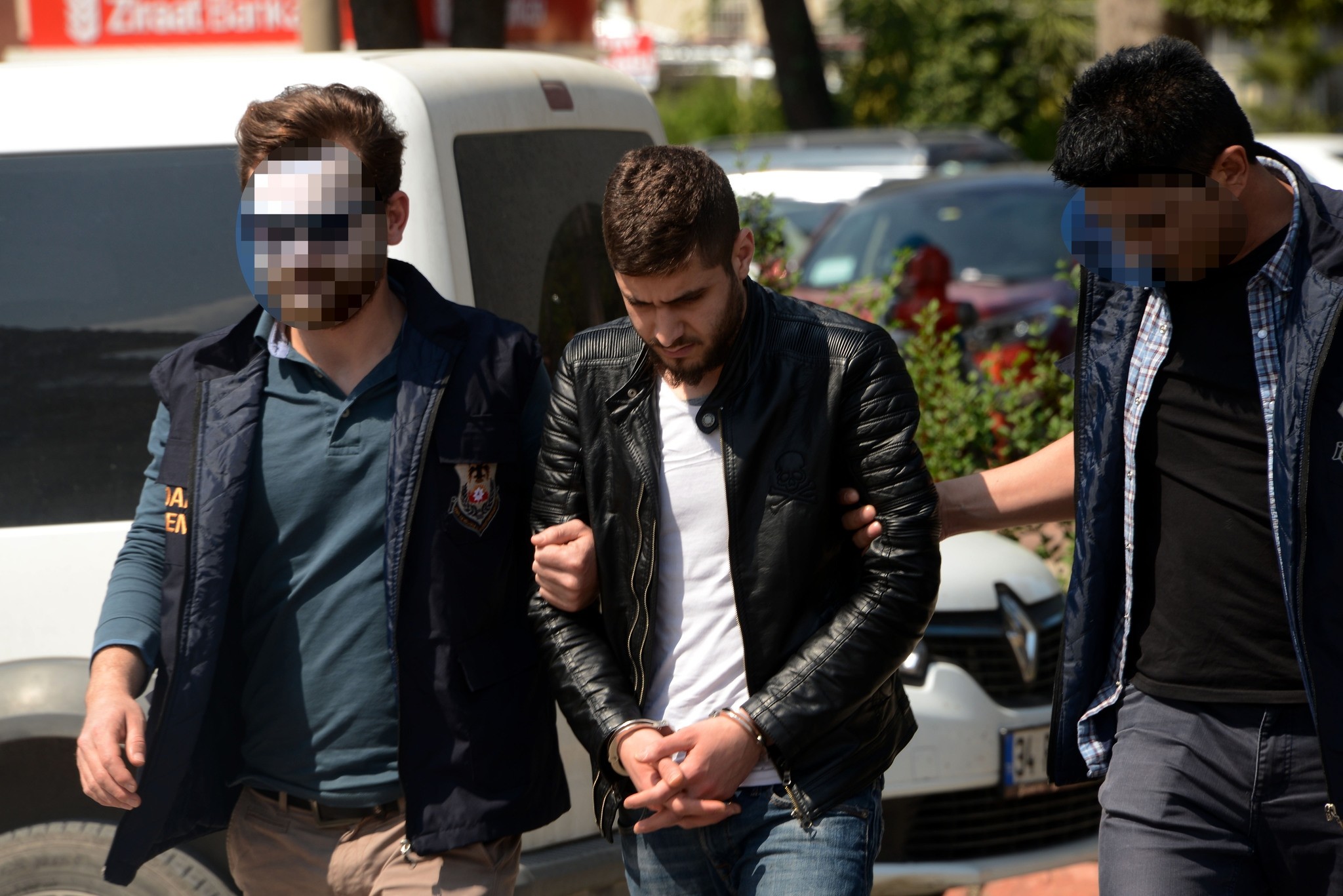 Syrian man recruiting Daesh members from Europe arrested in southern ...