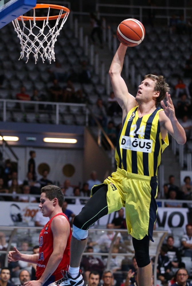 Fenerbahçe wins Zadar Basketball Tournament | Daily Sabah