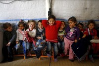 Symbol of Syria’s revolution, actress Mai Skaf dies aged 49 - Daily Sabah