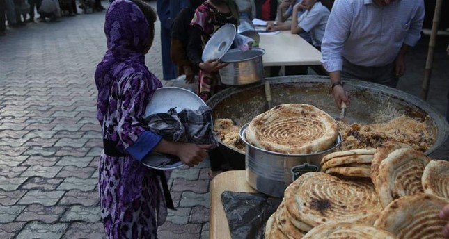 Afghanistan's heavenly bread spreads smiles on Earth - Daily Sabah