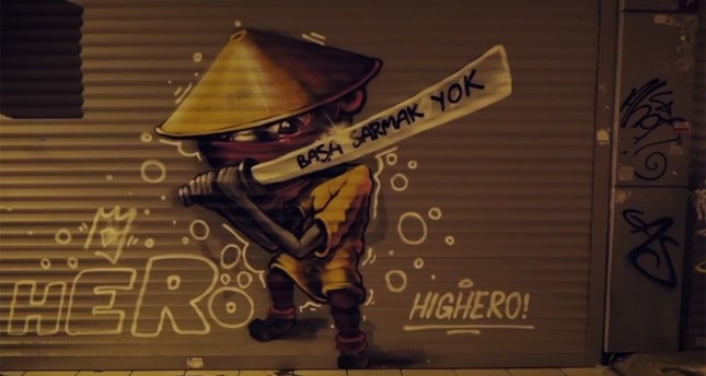 Graffiti artists enliven grey walls of Karaköy - Daily Sabah