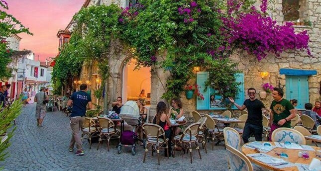 Alaçatı: A year-round vacation destination - Daily Sabah