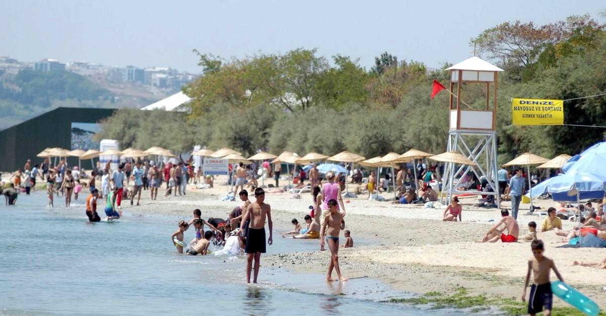 Istanbul's beaches ready for a summer dip | Daily Sabah