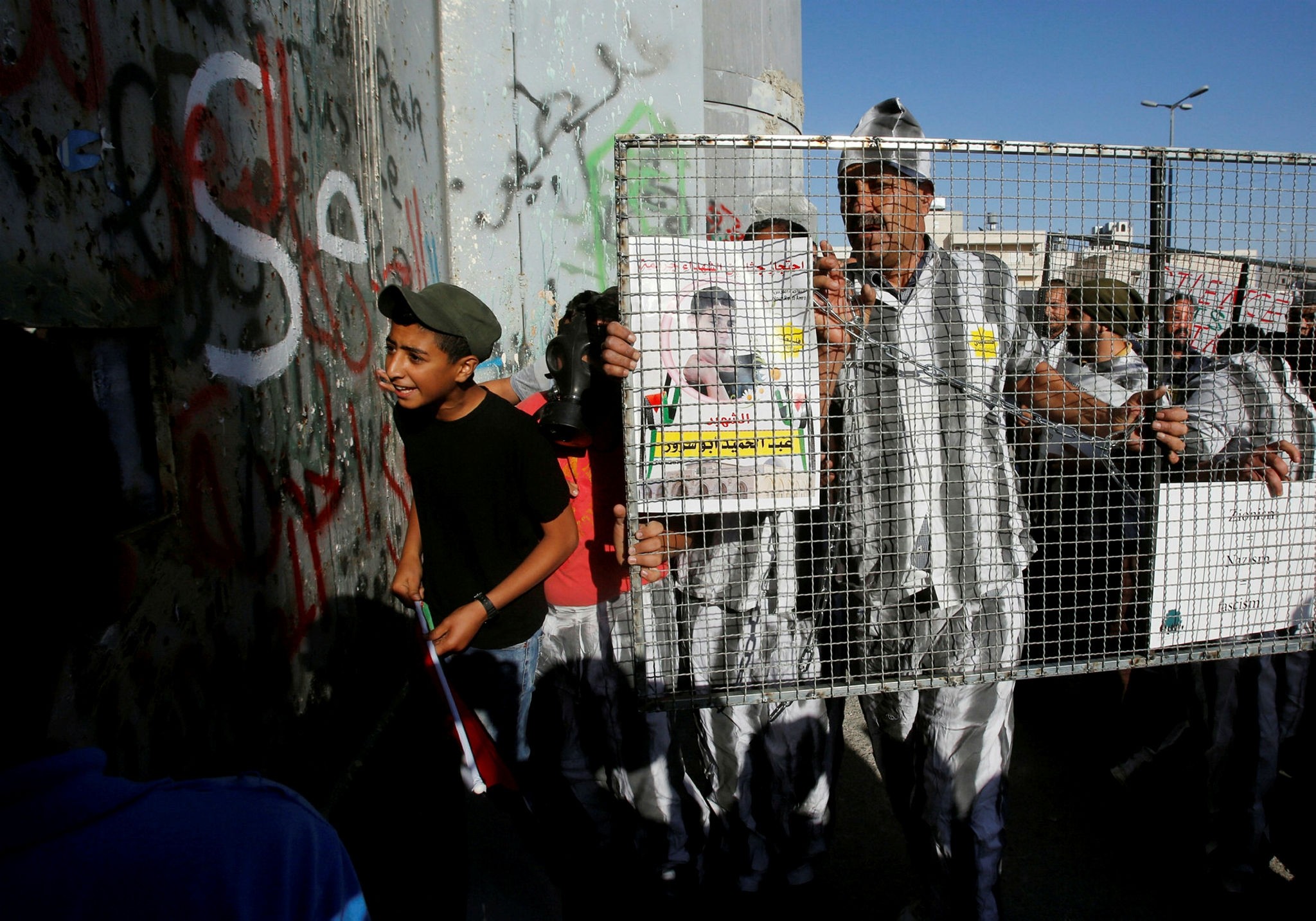 Dozens more jailed Palestinians join hunger strike against Israeli ...