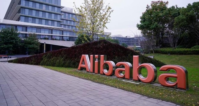 Alibaba raises up to $12.9B in landmark Hong Kong listing - Daily Sabah