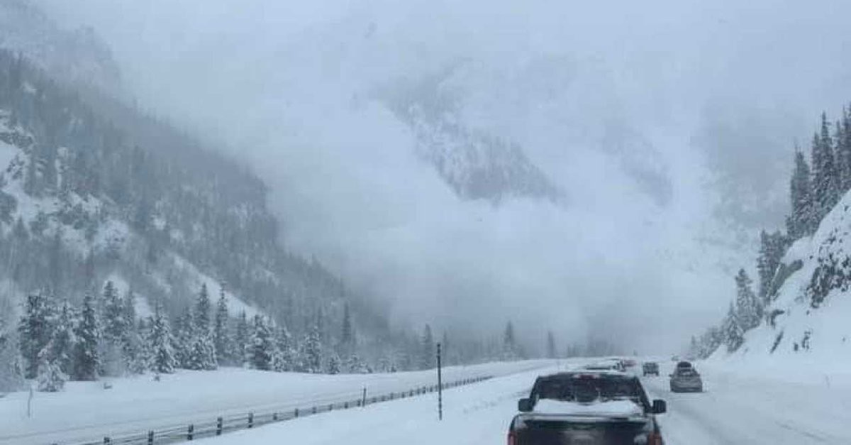 Terrifying footage shows avalanche swallowing cars as snow cloud blasts ... Terrifying footage shows avalanche swallowing cars as snow cloud blasts ...