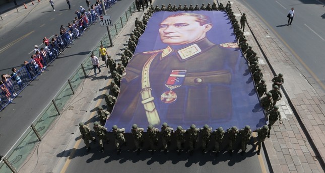 Nation celebrates Victory Day with tributes to the fallen - Daily Sabah