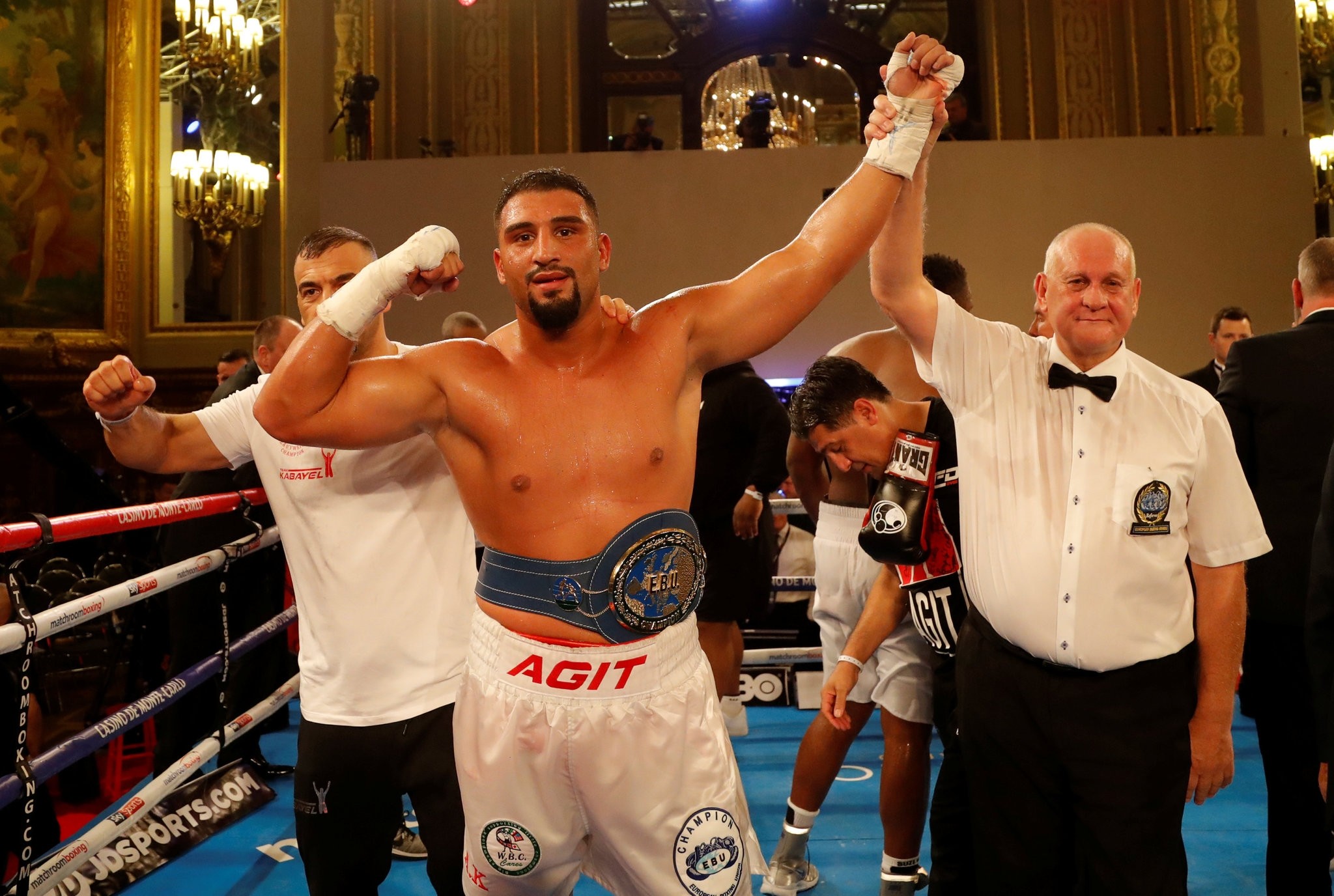 German-born Turkish boxer Kabayel wins European heavyweight title ...